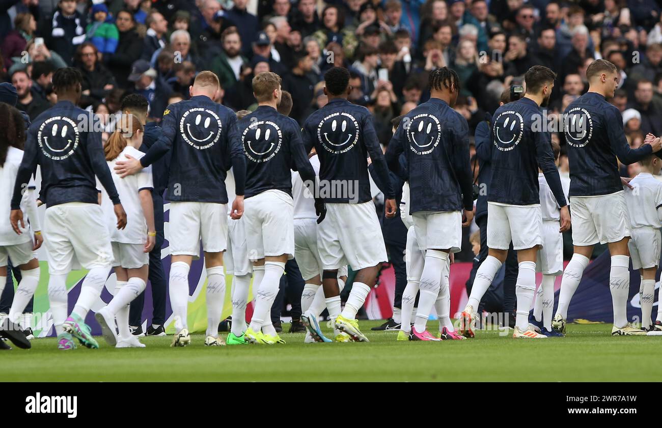 Tottenham hotspur 2023 training hi-res stock photography and images - Alamy