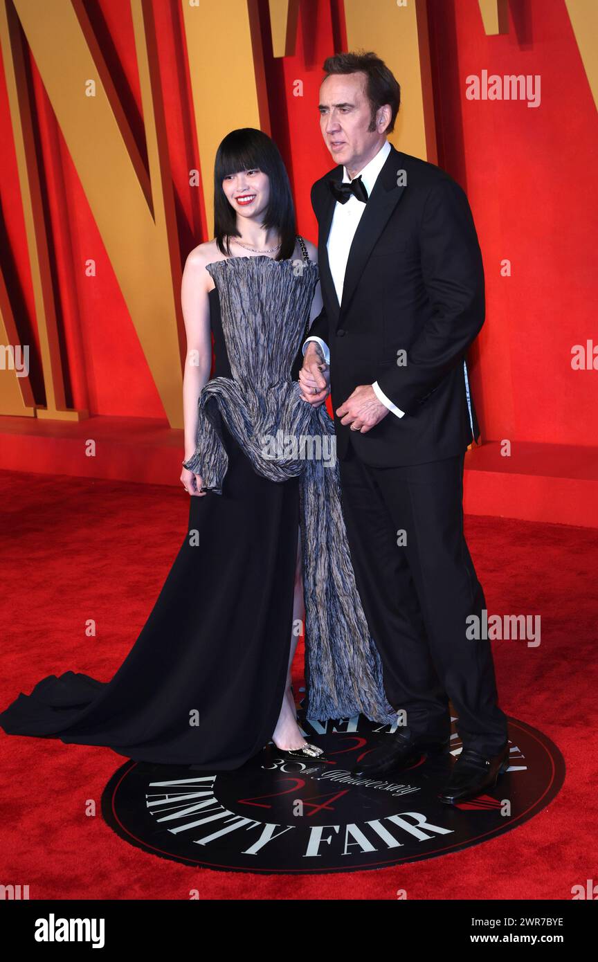 Nicolas Cage mit Ehefrau Riko Shibata bei der Vanity Fair Oscar Party ...