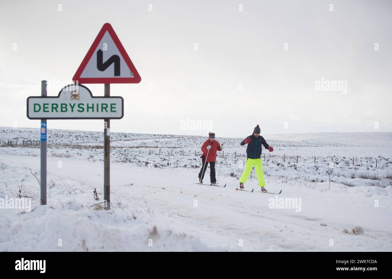 Hathersage road hi-res stock photography and images - Alamy
