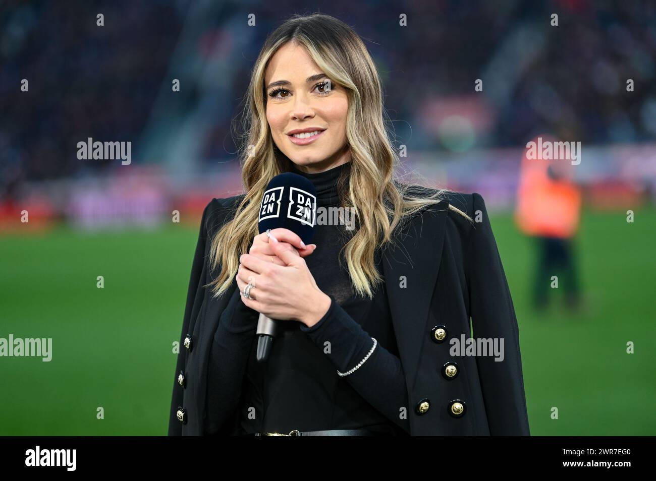 Italian tv presenter radio hi-res stock photography and images - Alamy