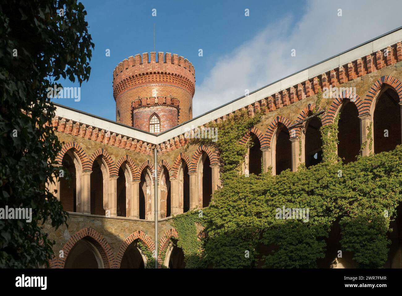 fortification, castle, historic, monument, history, old, landmark ...