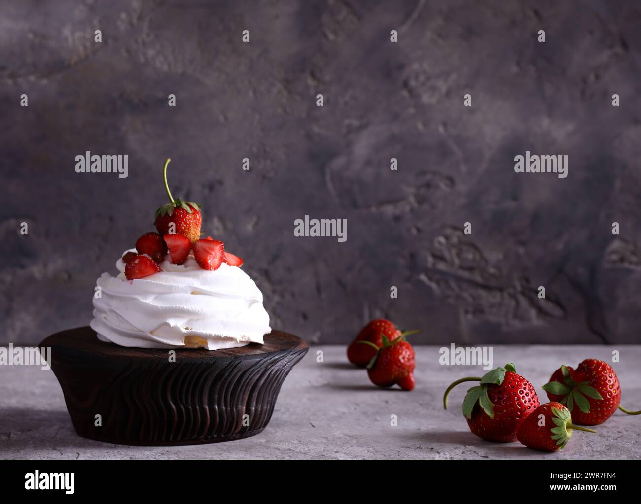 meringue dessert pavlova with fresh berries Stock Photo - Alamy