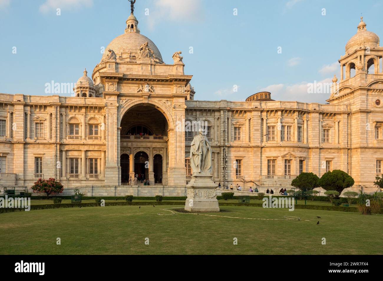 The Victoria Memorial is a large marble monument dedicated to Queen ...