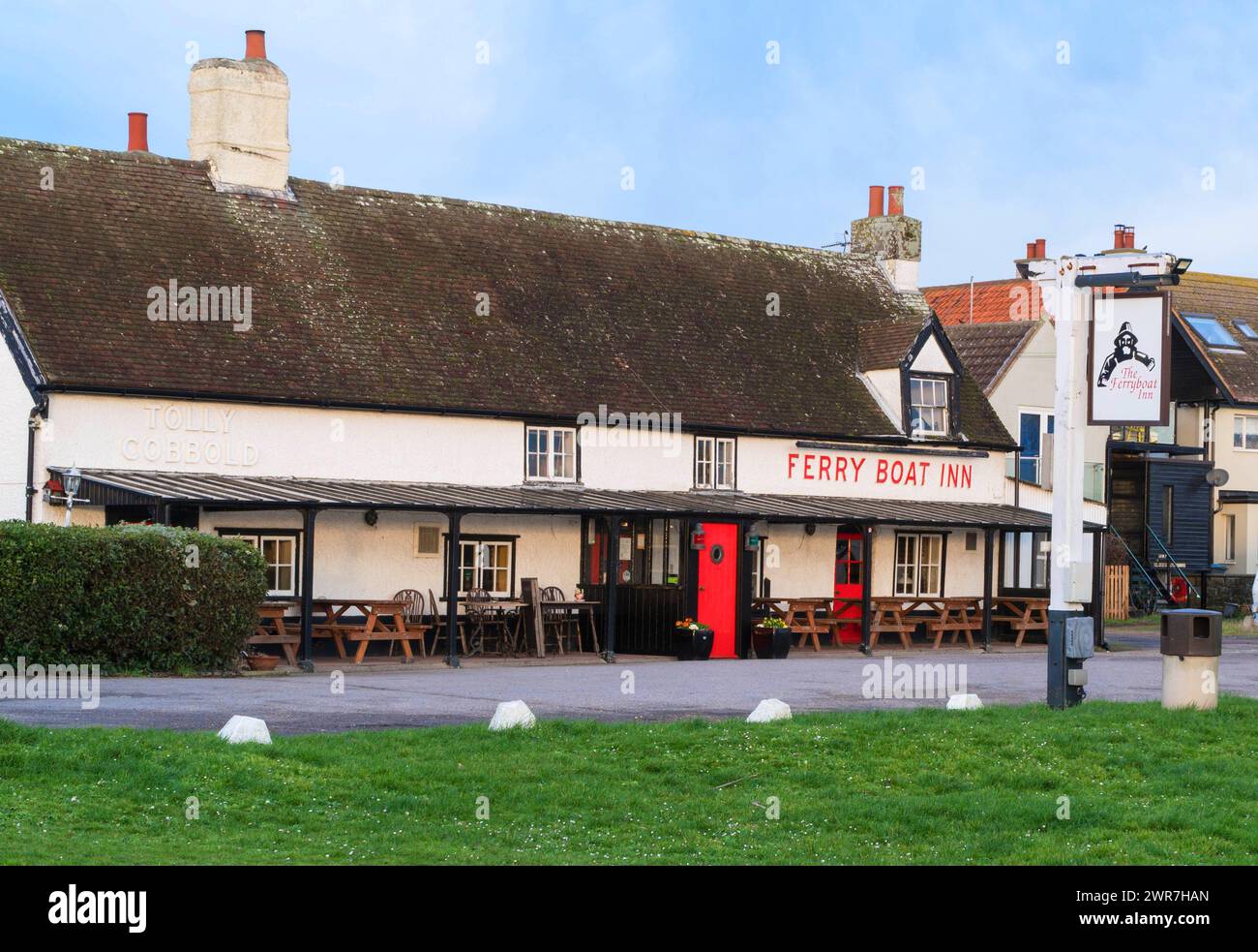 Public eating establishment hi-res stock photography and images - Alamy
