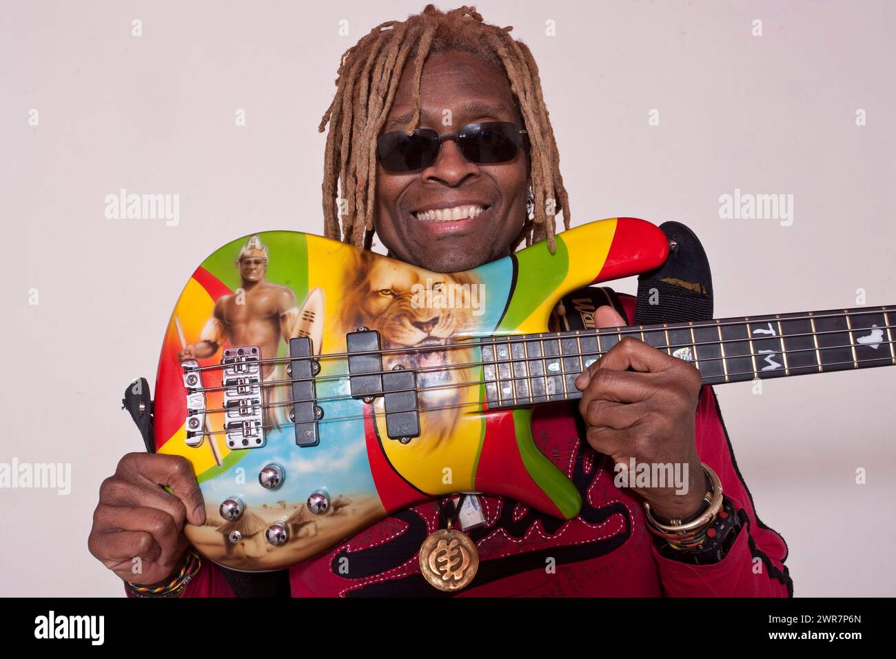 Der US-amerikanische Bassist T.M. Stevens bürgerlich Thomas Michael ...