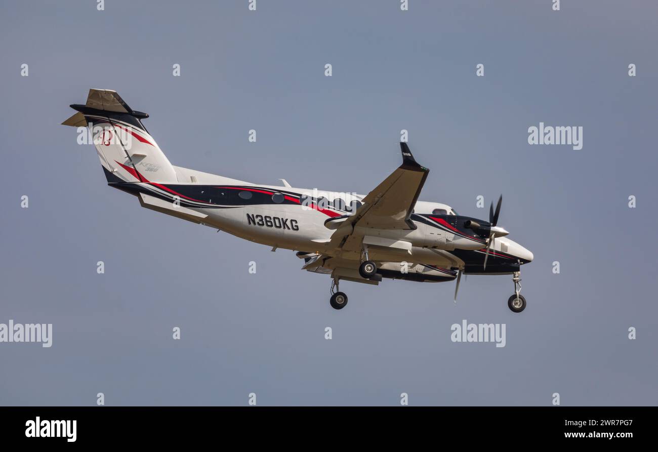 Beechcraft king air 360 hi-res stock photography and images - Alamy