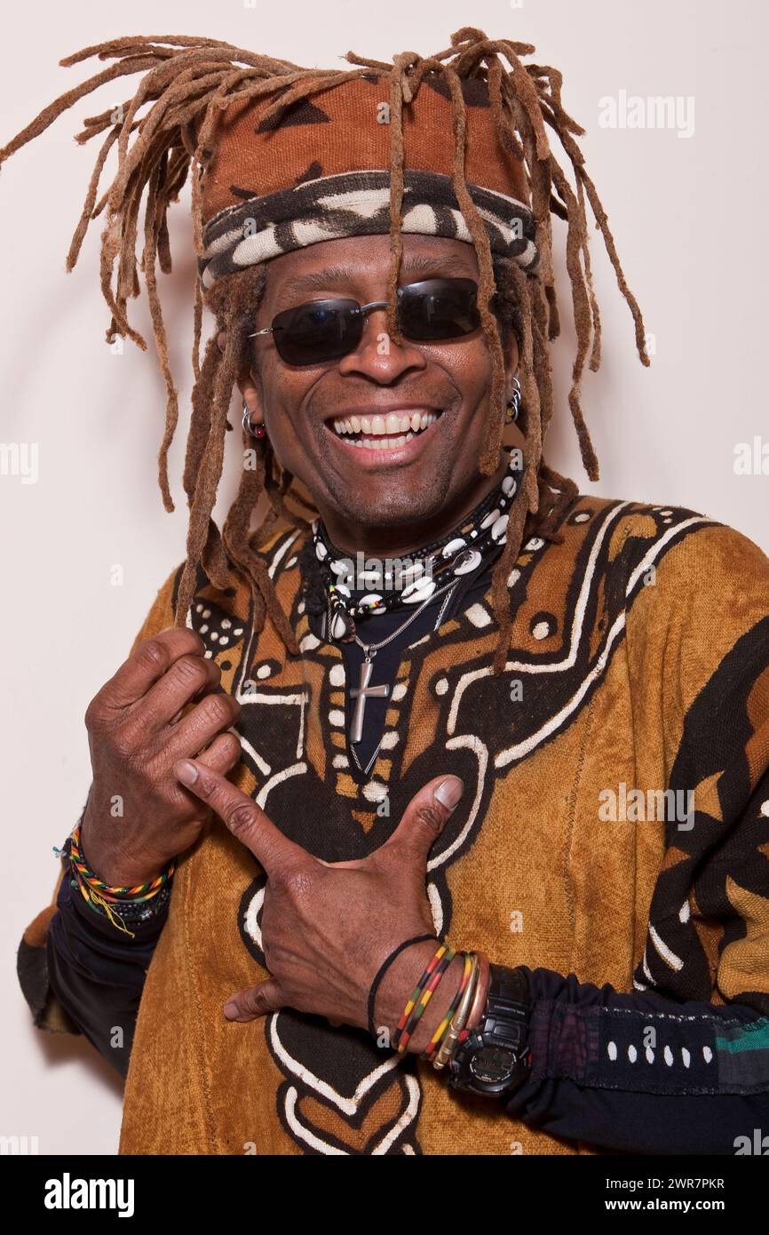 Bassist T. M. Stevens bürgerlich: Thomas Michael Stevens backstage vor ...