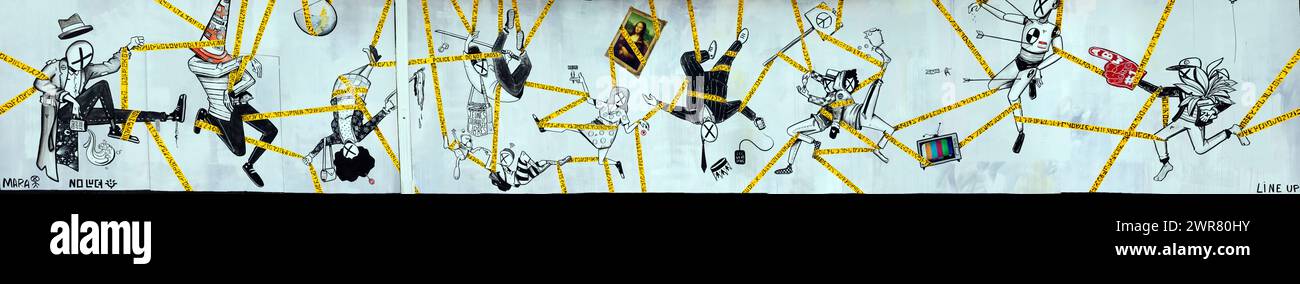 Le polygone shopping center hi-res stock photography and images - Alamy