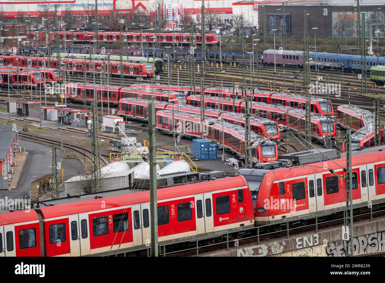 DB Regio stabling facility in Cologne Deutzerfeld, where suburban ...