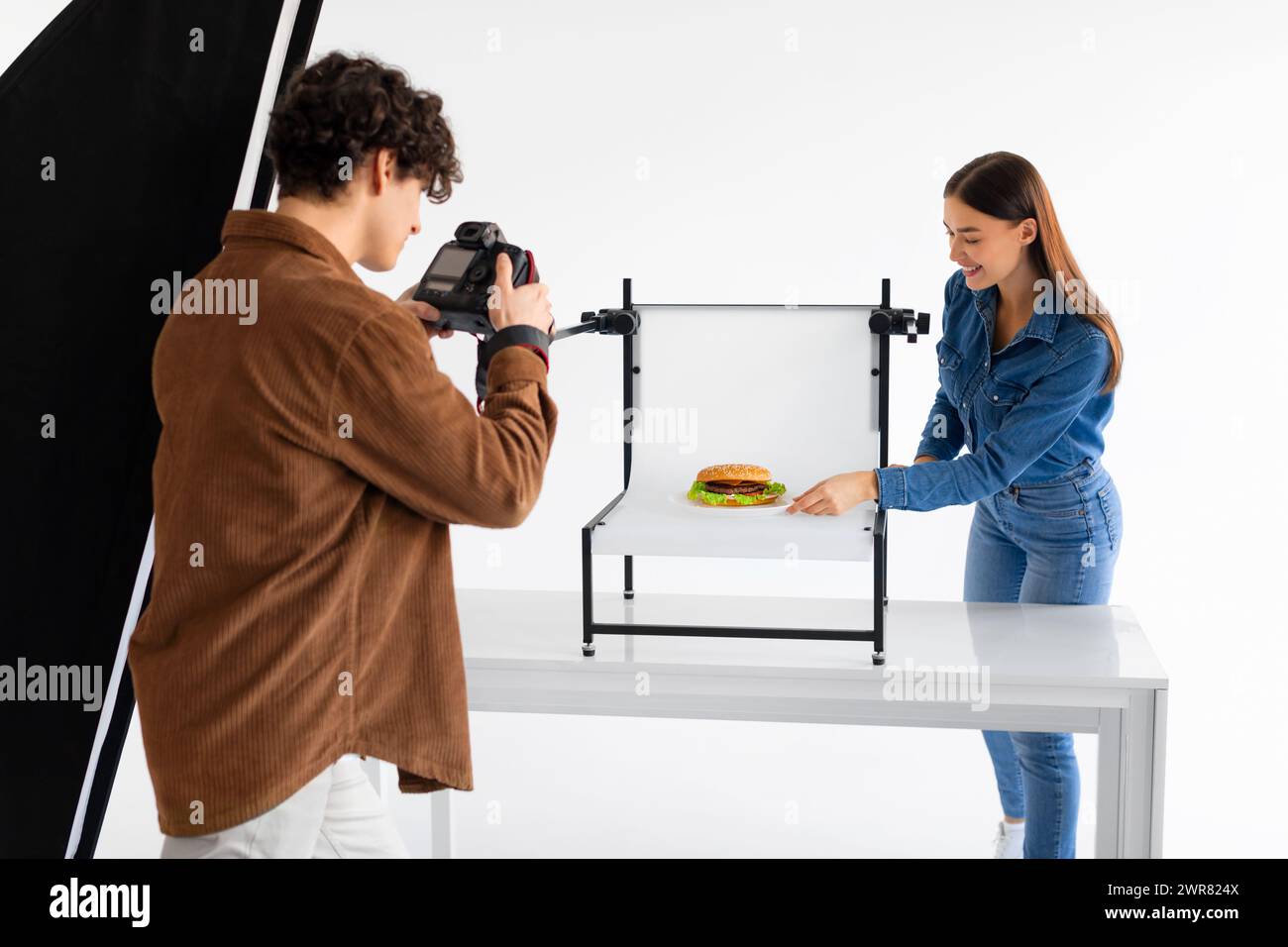 Professional food photoshoot hi-res stock photography and images - Alamy