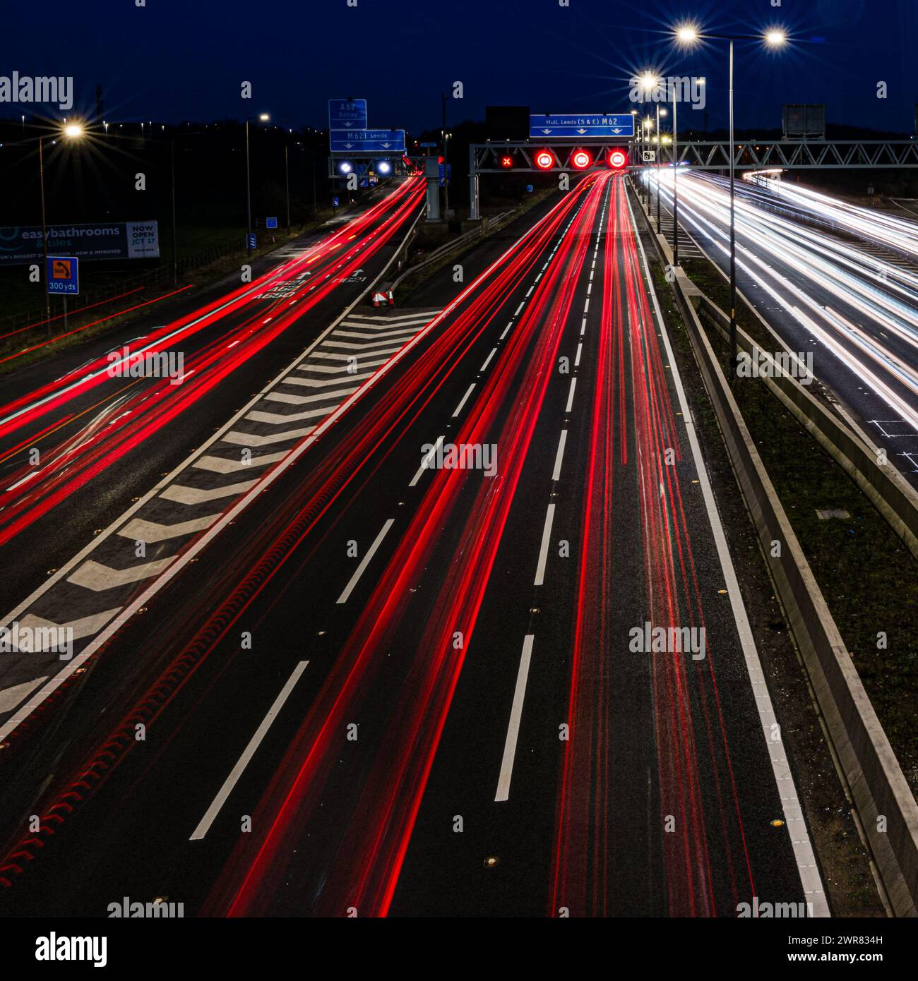 Overhead gantires hi-res stock photography and images - Alamy