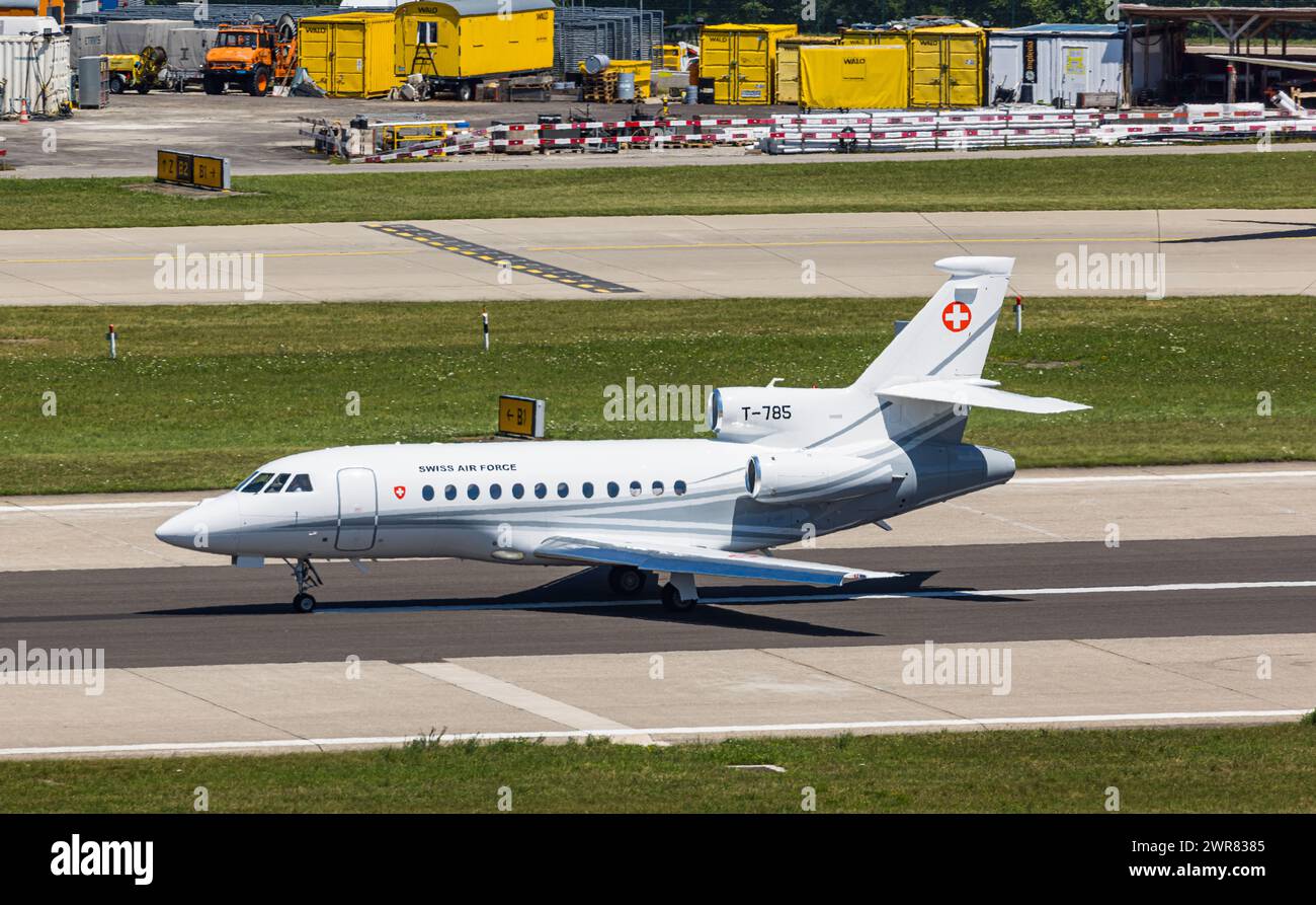 Der Dassault Falcon 900EX ist ein offizieller Schweizer Bundesratsjet ...