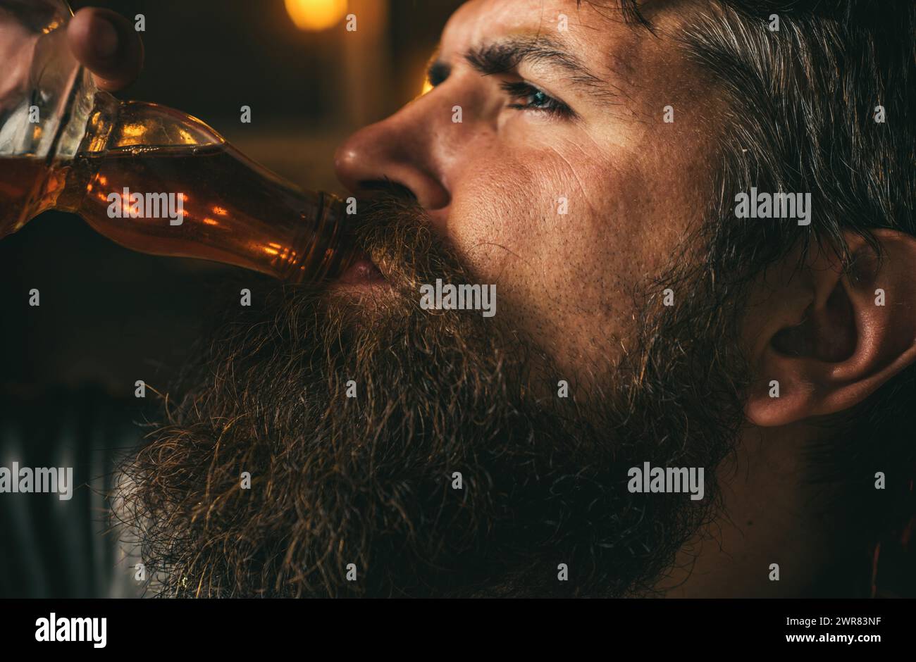 Drunken behavior hi-res stock photography and images - Alamy