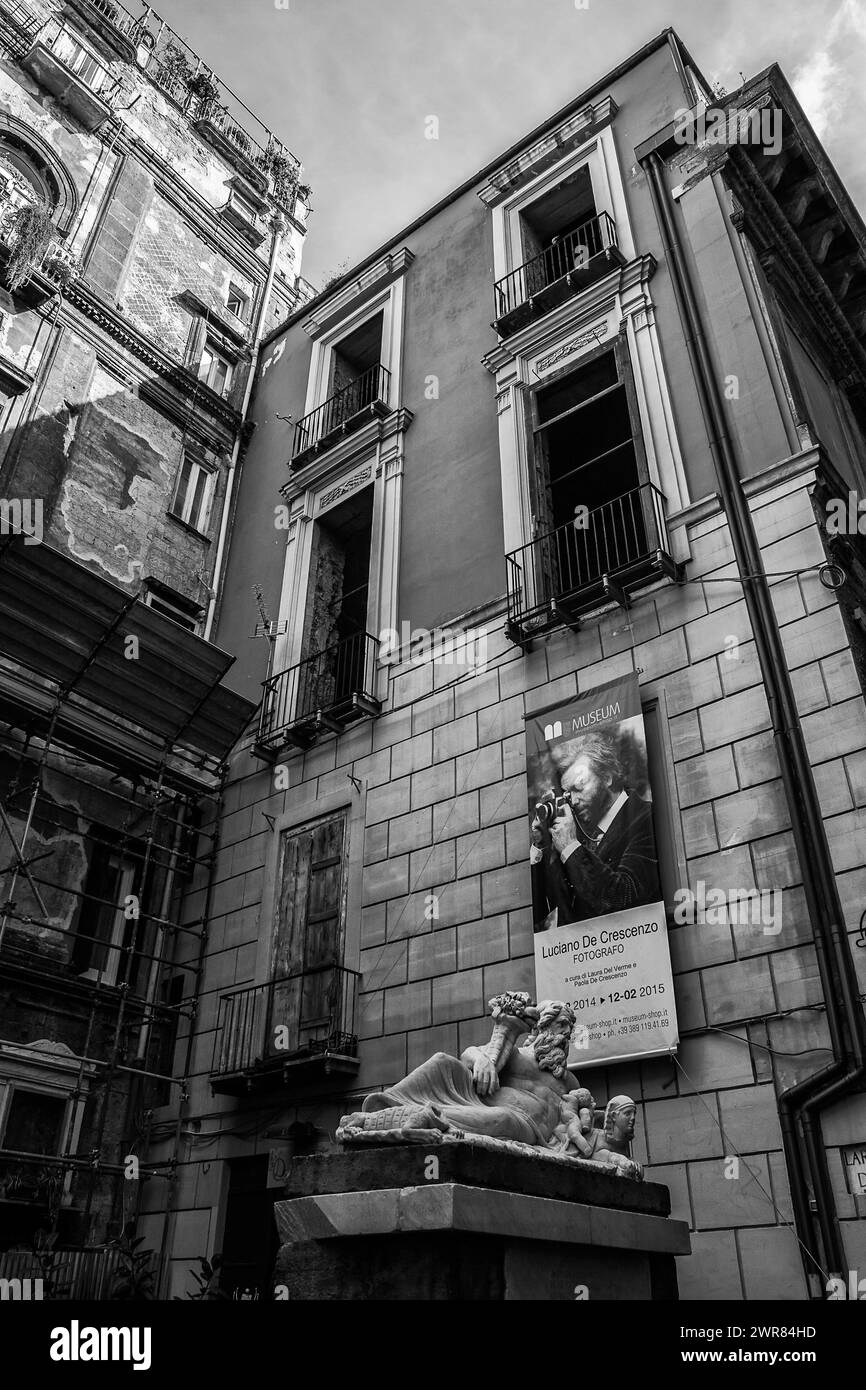 Travel italy naples Black and White Stock Photos & Images - Alamy