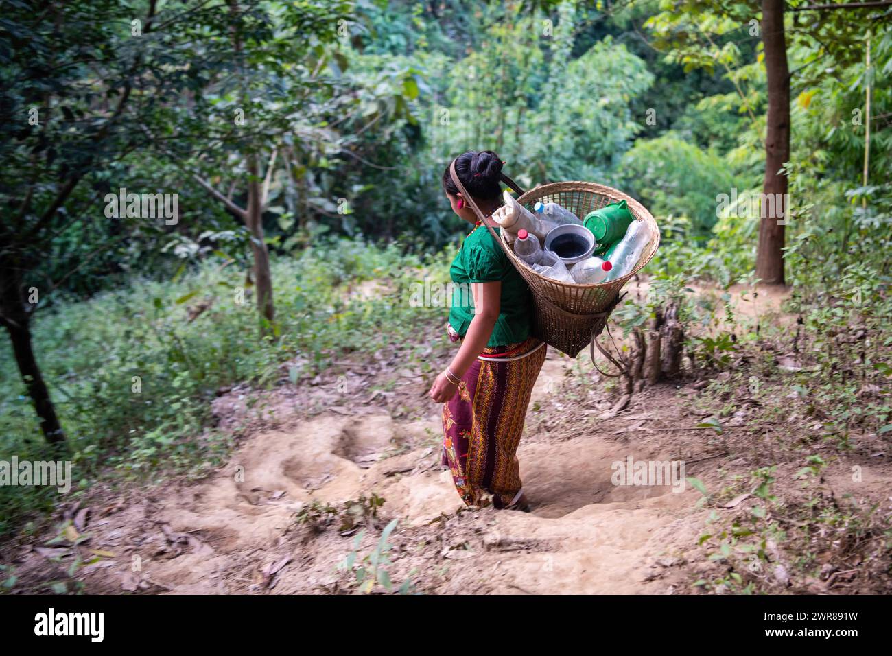 Mro indigenous hi-res stock photography and images - Alamy