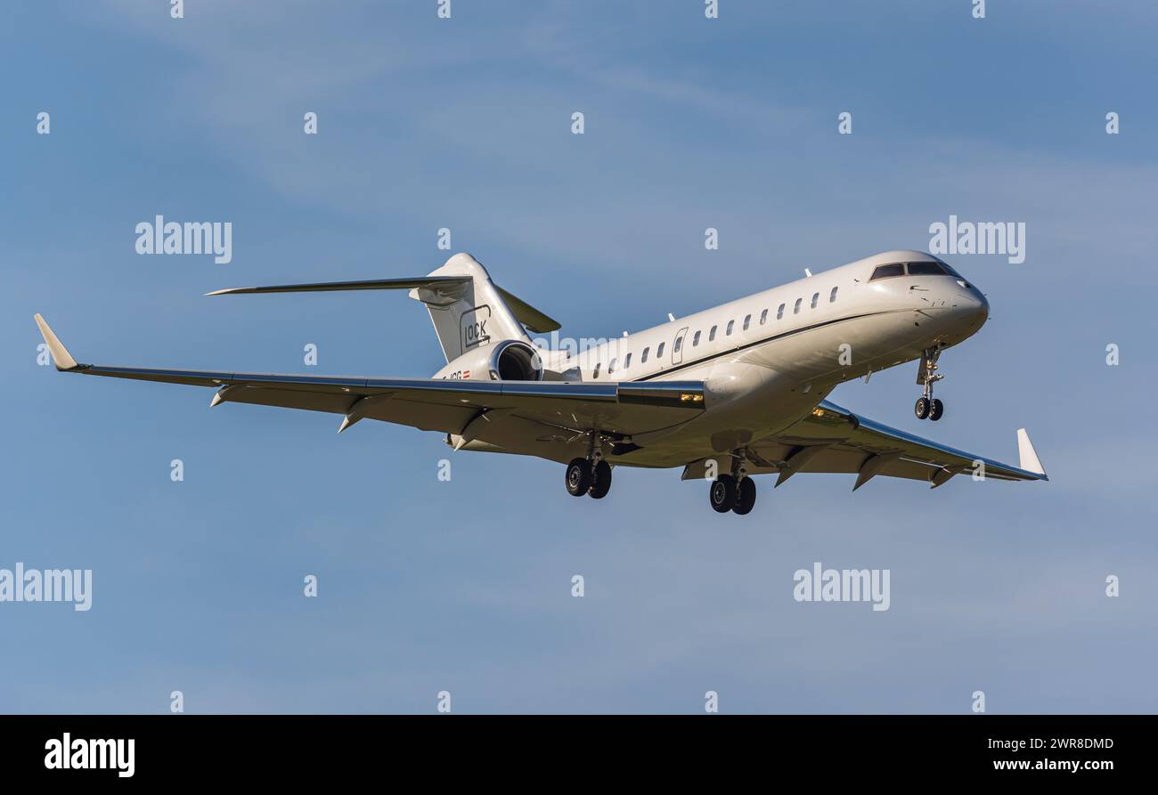 Glock aviation hi-res stock photography and images - Alamy