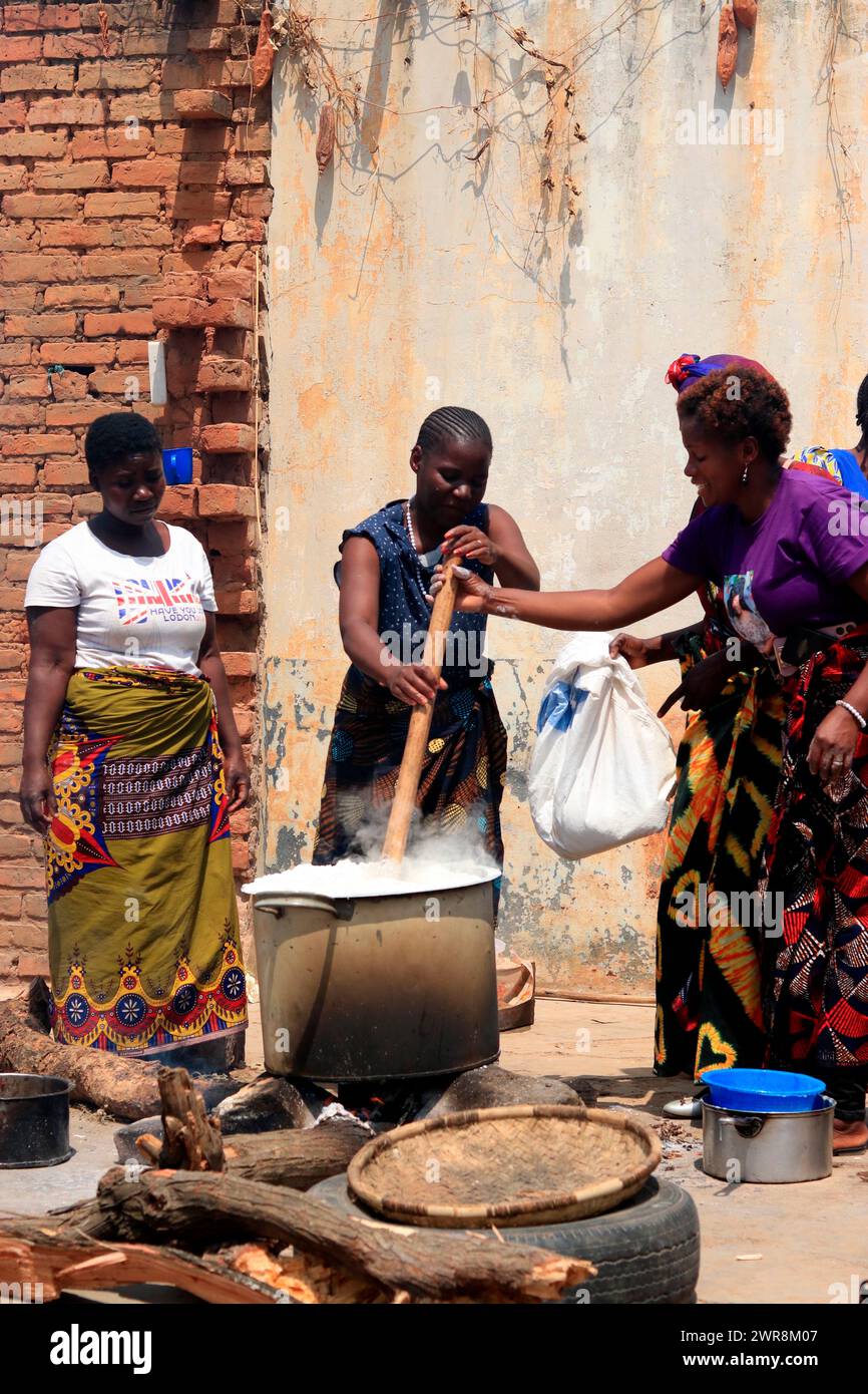 Nsima hi-res stock photography and images - Alamy