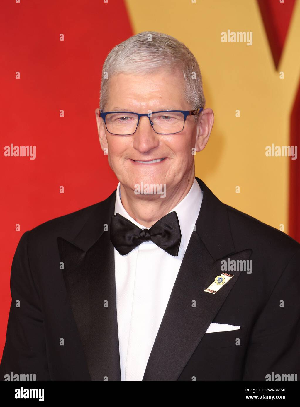 Tim Cook attends the 2024 Vanity Fair Oscar Party Hosted By Radhika ...