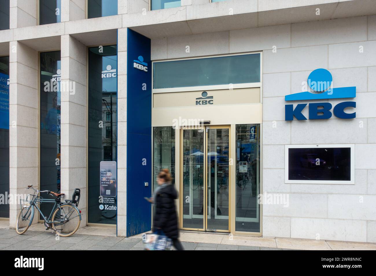 Kbc logo hi-res stock photography and images - Alamy