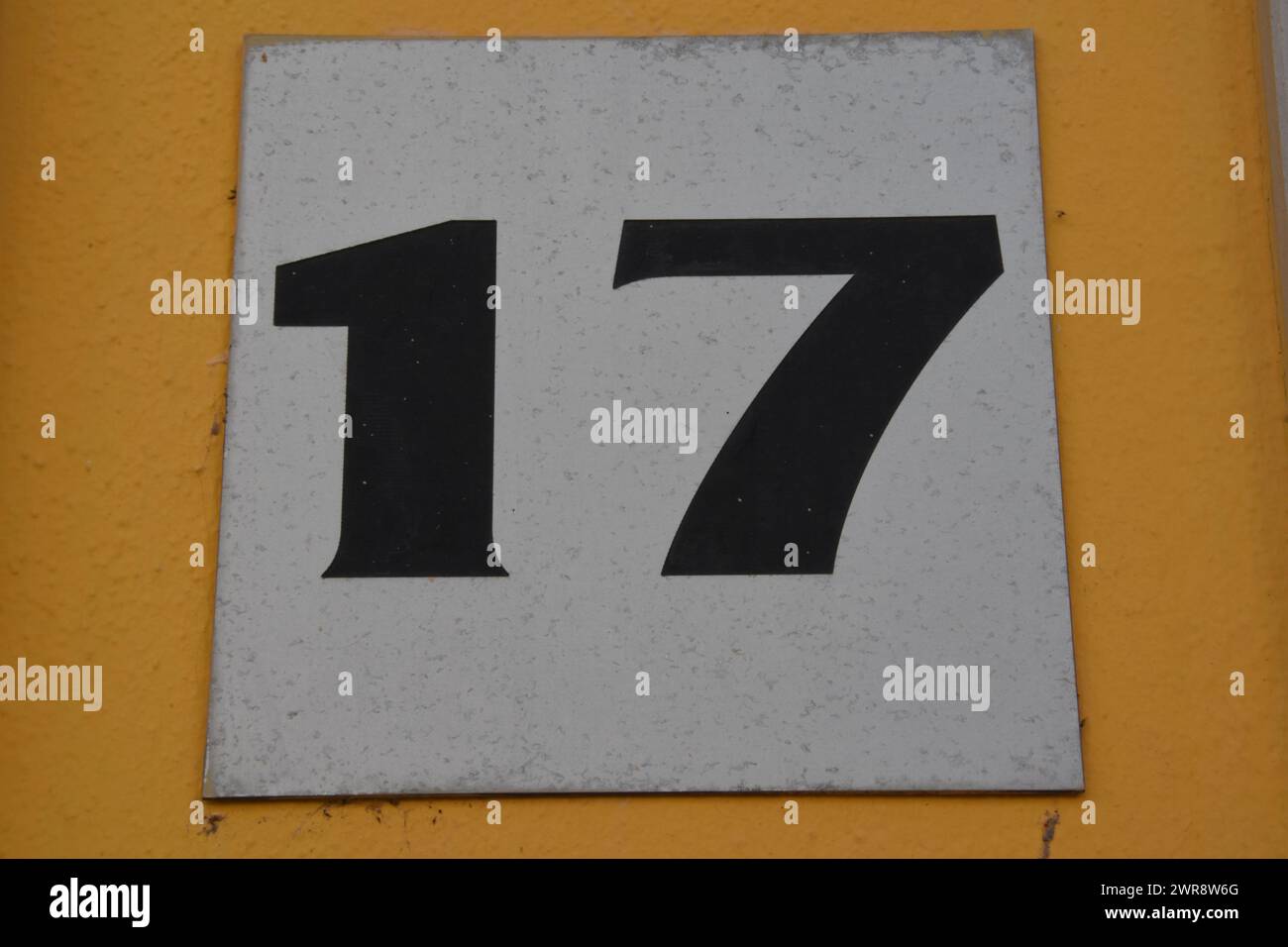 Num ro 17 D une Maison Faro Stock Photo Alamy