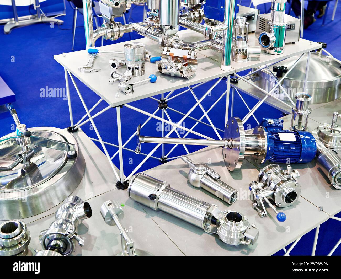 Steel parts hi-res stock photography and images - Alamy