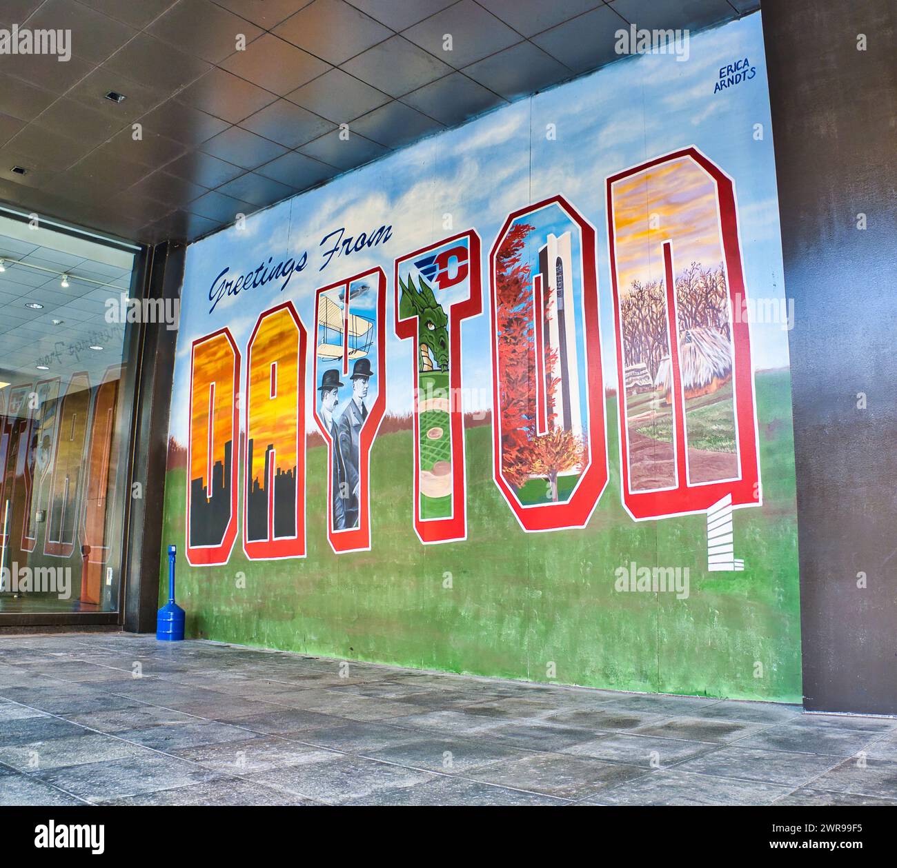 Welcoming 2024 hi-res stock photography and images - Alamy