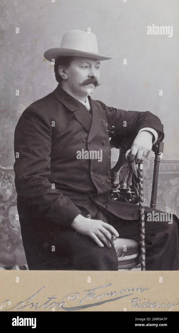 Bemuurde weerd hi-res stock photography and images - Alamy