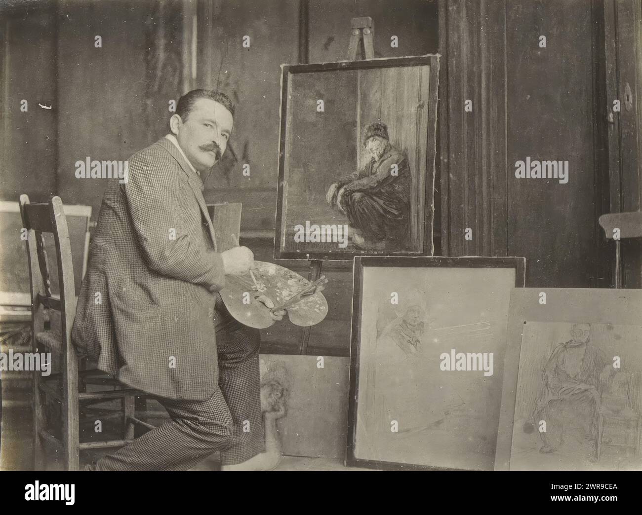 1900 1910 studio photo man hi-res stock photography and images - Alamy