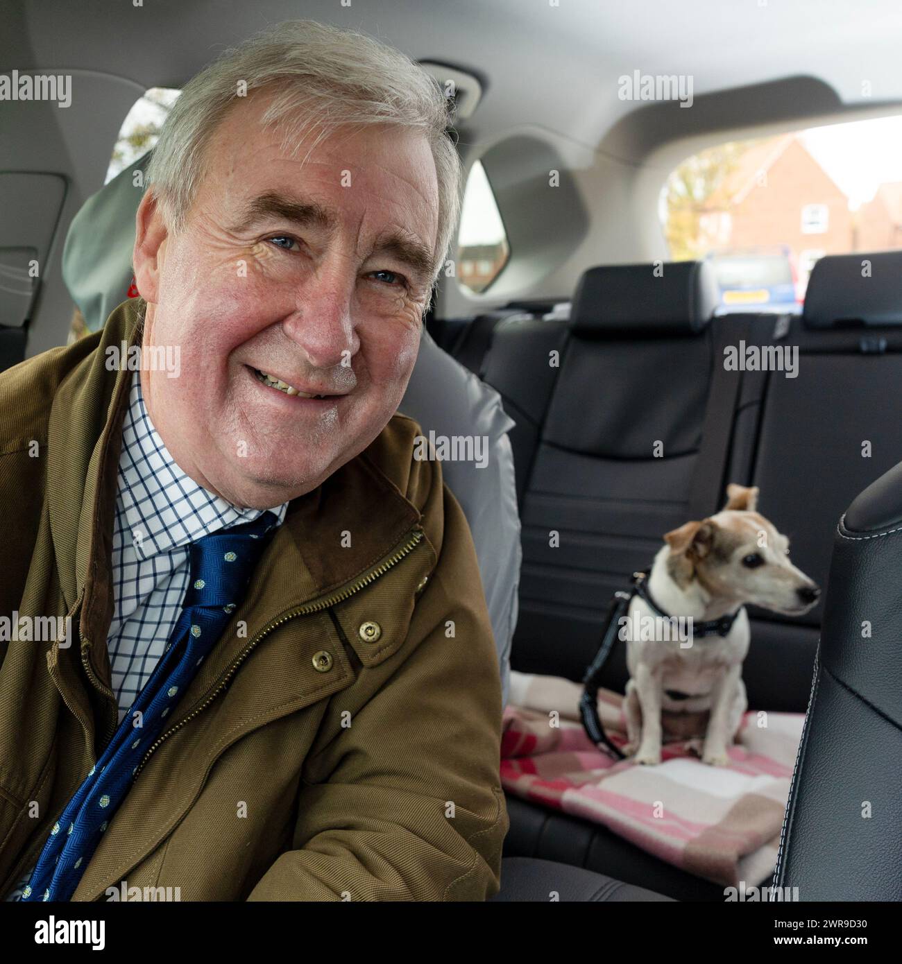 13/11/2023 The Yorkshire Vet, Peter Wright, with 11-year-old Jack ...