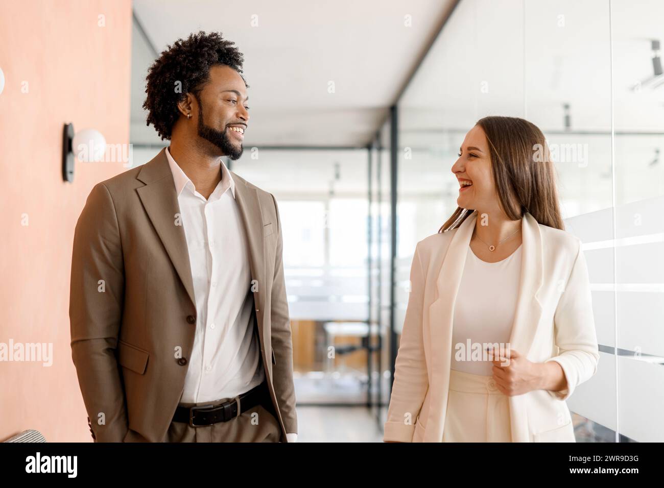 Professional camaraderie hi-res stock photography and images - Alamy