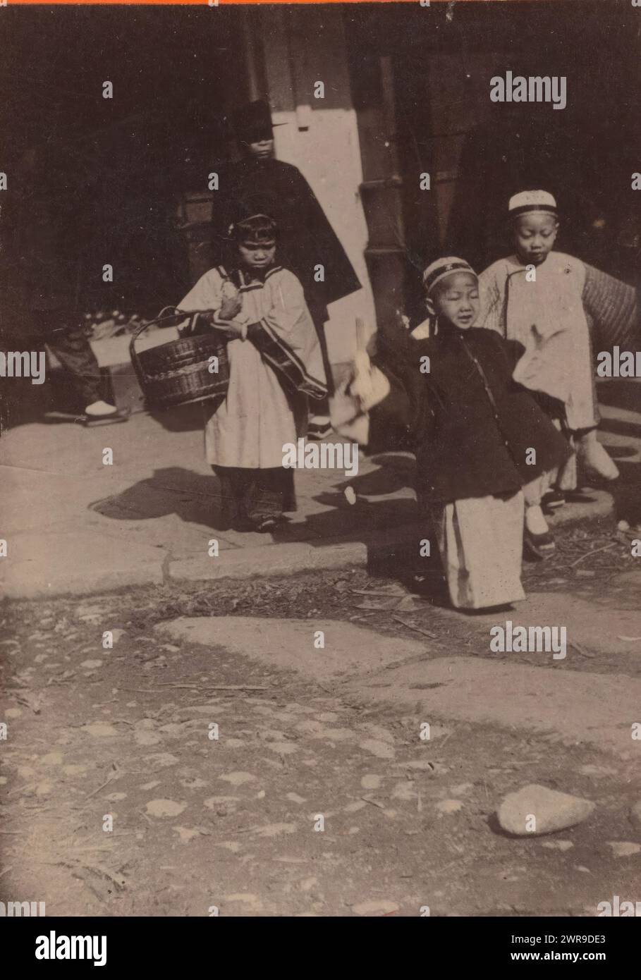 Chinatown, Three Chinese children on the street in San Francisco ...