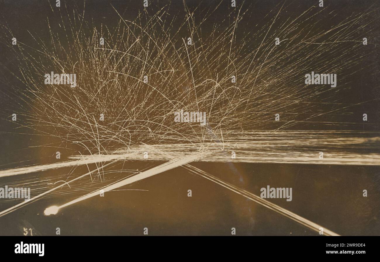 Machine gun barrage hi-res stock photography and images - Alamy