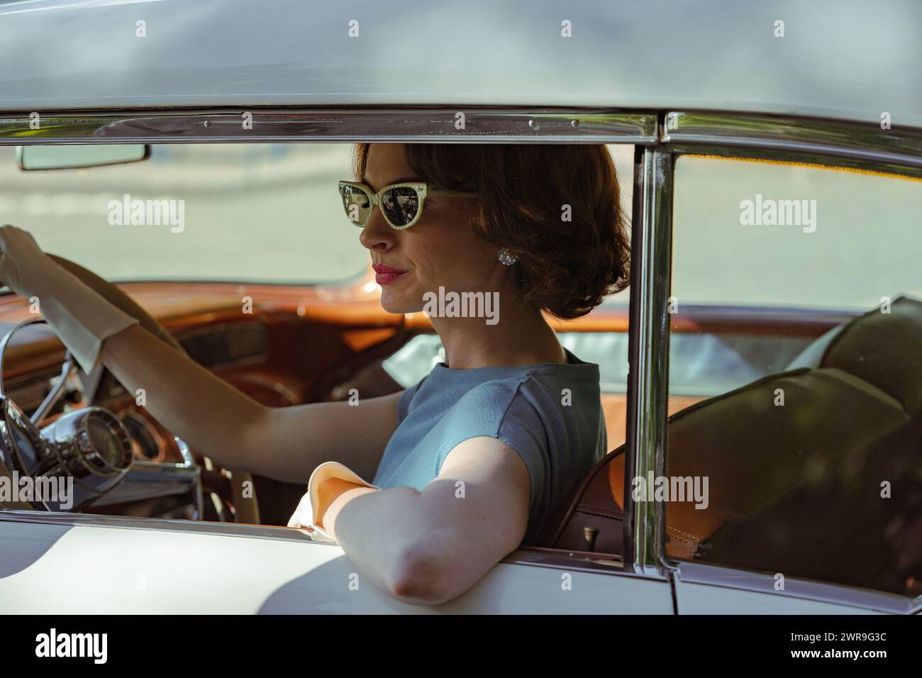 Mothers instinct anne hathaway hi-res stock photography and images - Alamy Mothers instinct anne hathaway hi-res stock photography and images - Alamy