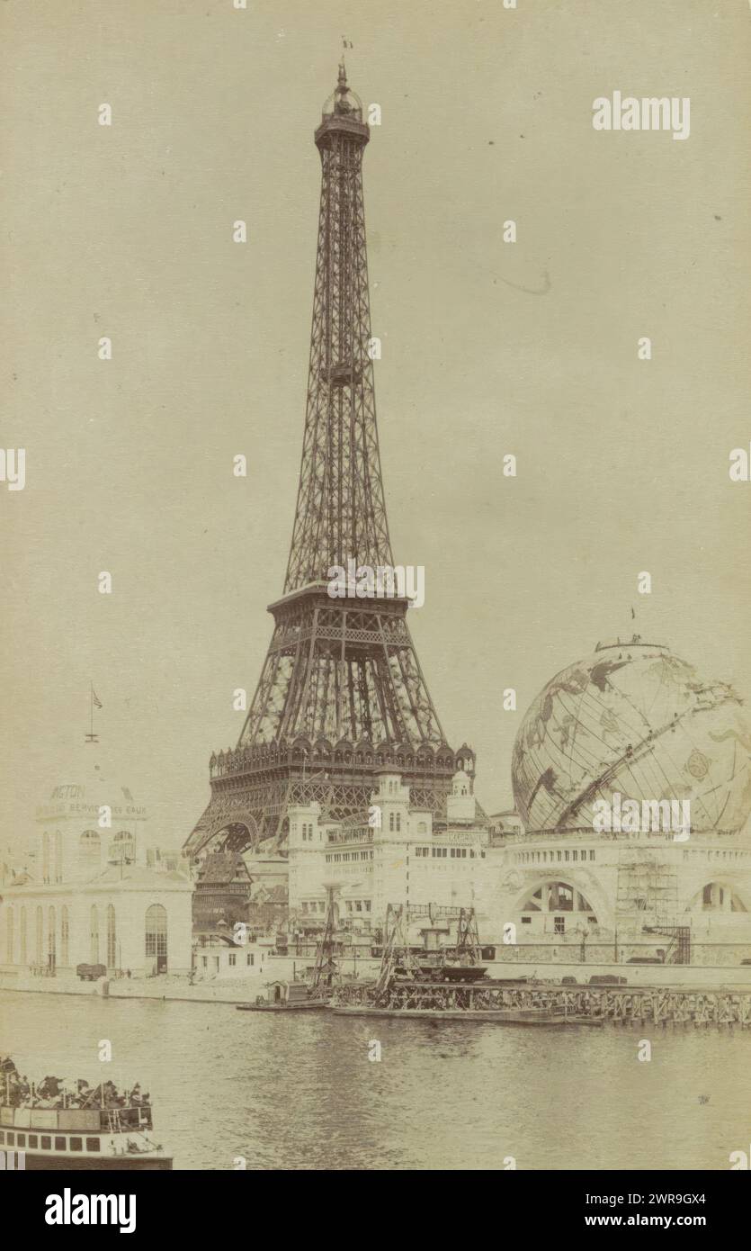 Eiffel Tower and buildings for the 1900 World Exhibition in Paris ...