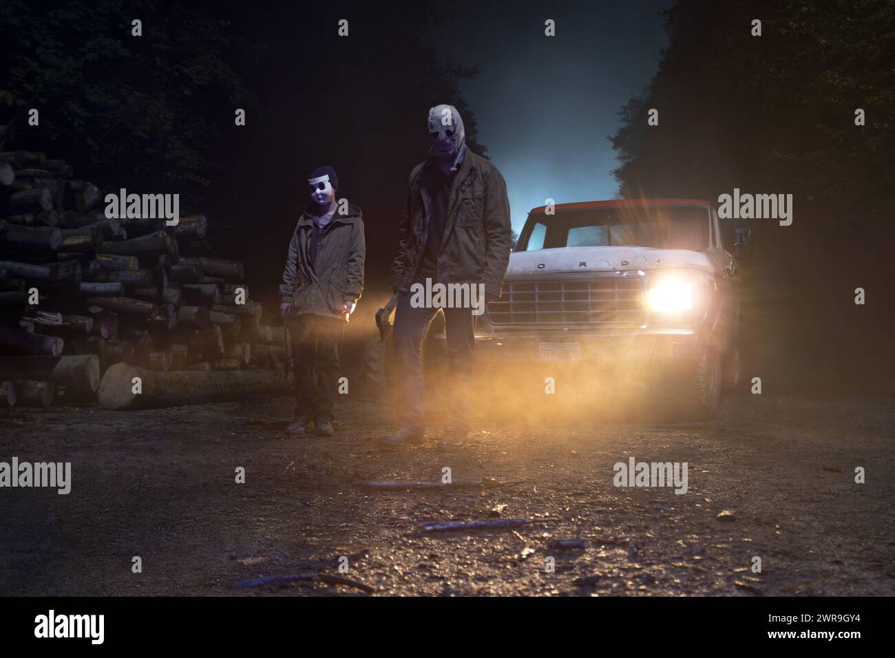 The strangers chapter 1 film still hi-res stock photography and images ...