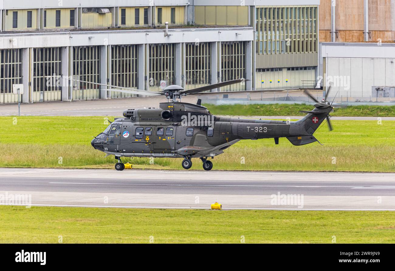 Hubschrauber der luftwaffe hi-res stock photography and images - Alamy