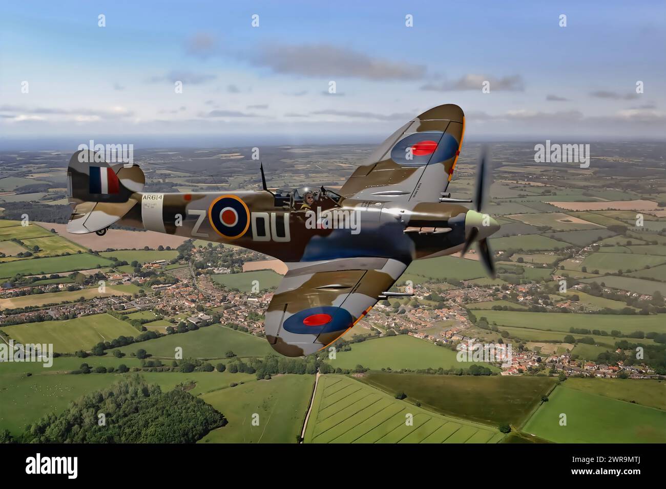 Spitfire plane raf action hi-res stock photography and images - Alamy