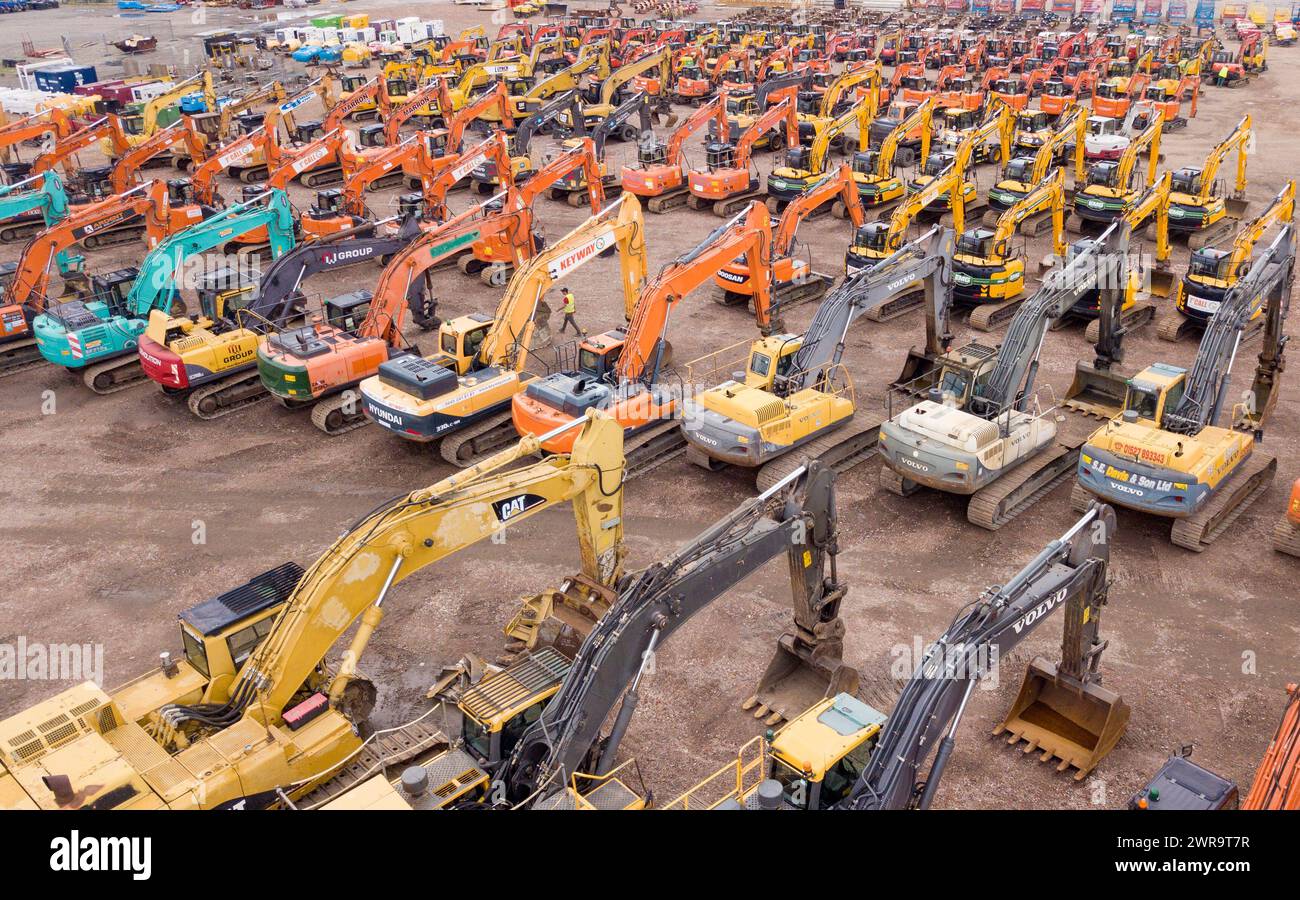 15/07/21 Construction equipment and heavy plant on display outside ...