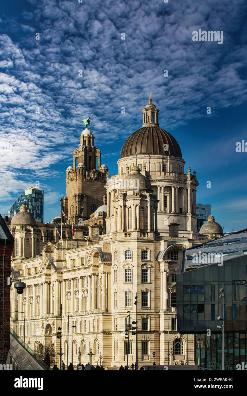 Stunning facades hi-res stock photography and images - Alamy