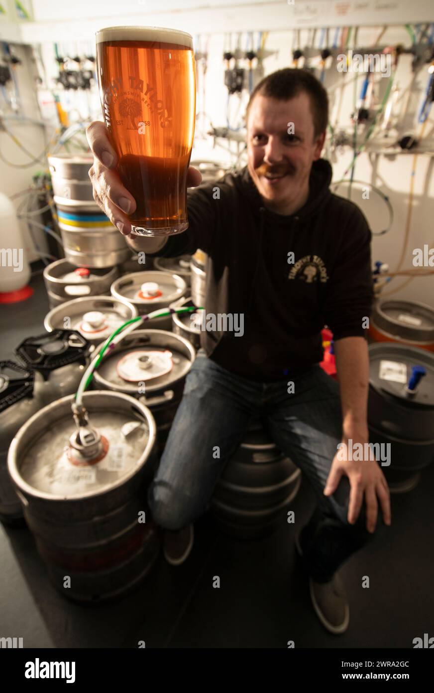 03/07/20 Cellar Manager, Chris Murch, 31, gets his beer ready for ...
