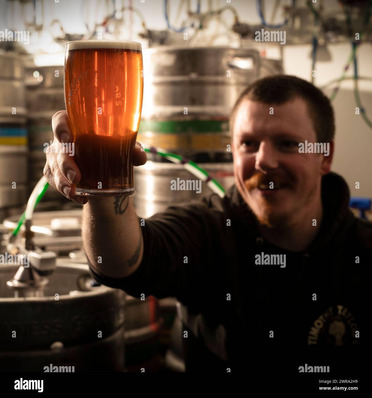 03/07/20 Cellar Manager, Chris Murch, 31, gets his beer ready for ...