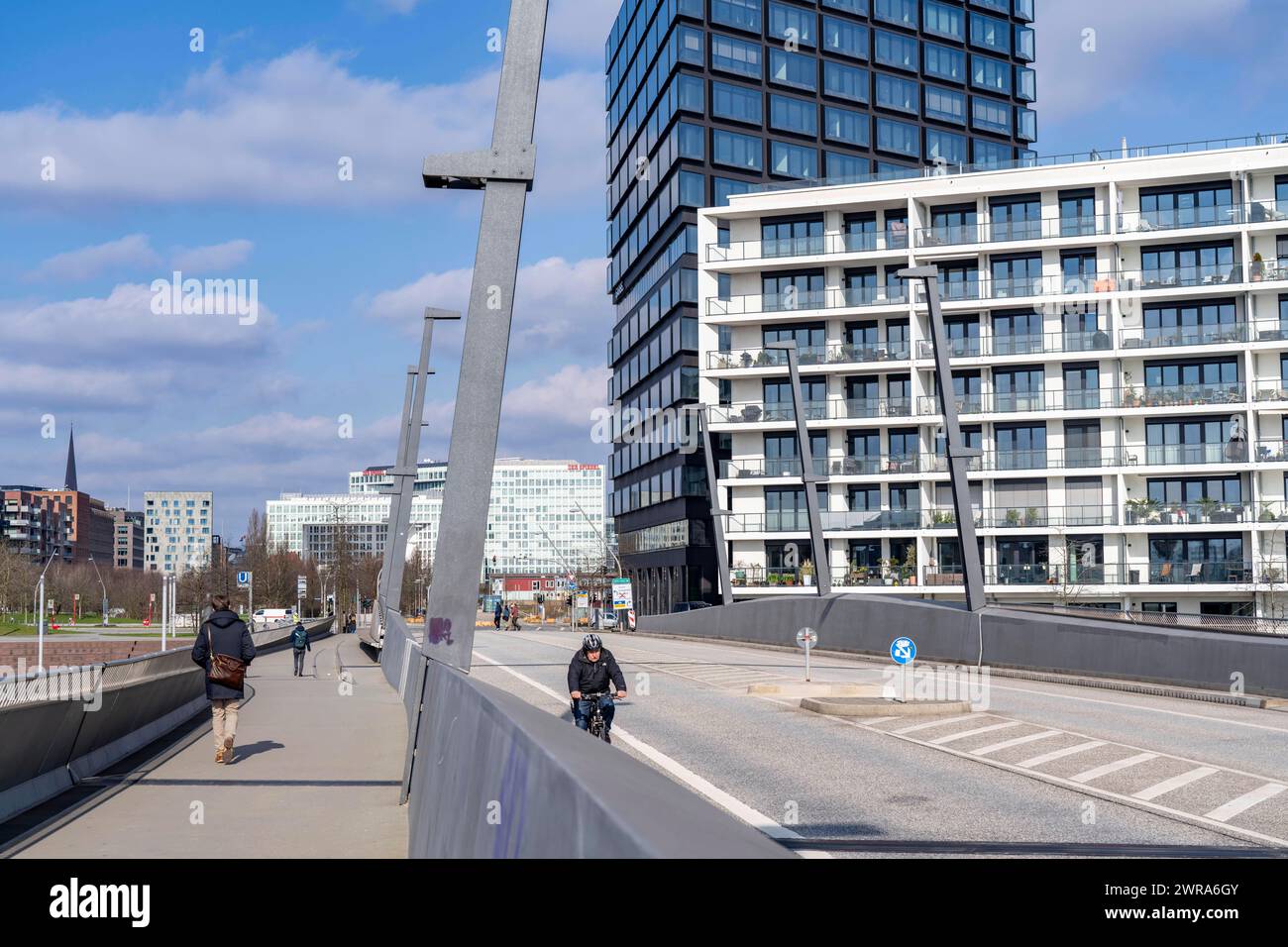 Neuer radweg hi-res stock photography and images - Alamy