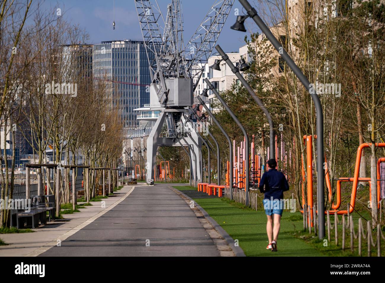 Neuer radweg hi-res stock photography and images - Alamy