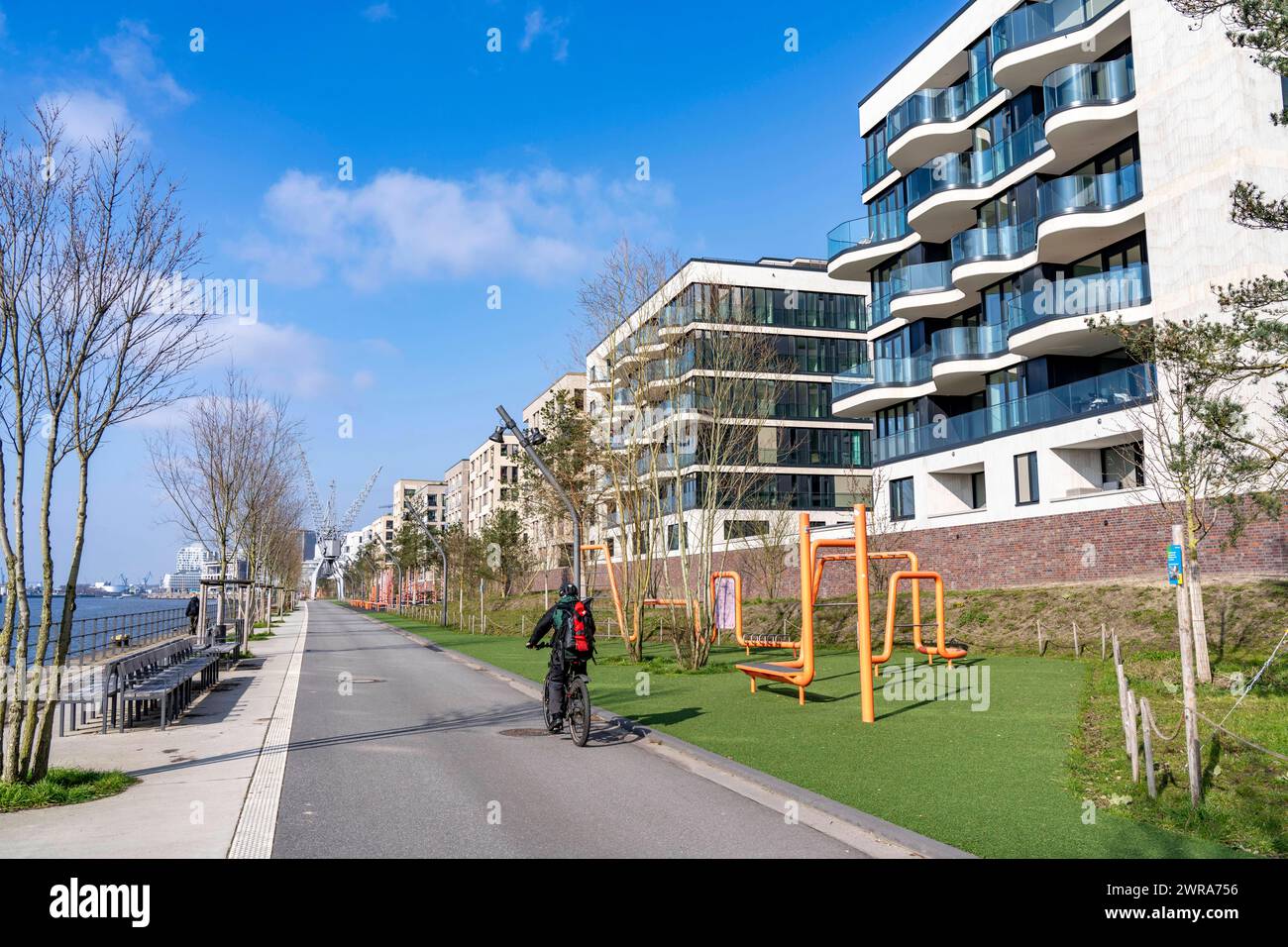 Neuer radweg hi-res stock photography and images - Alamy