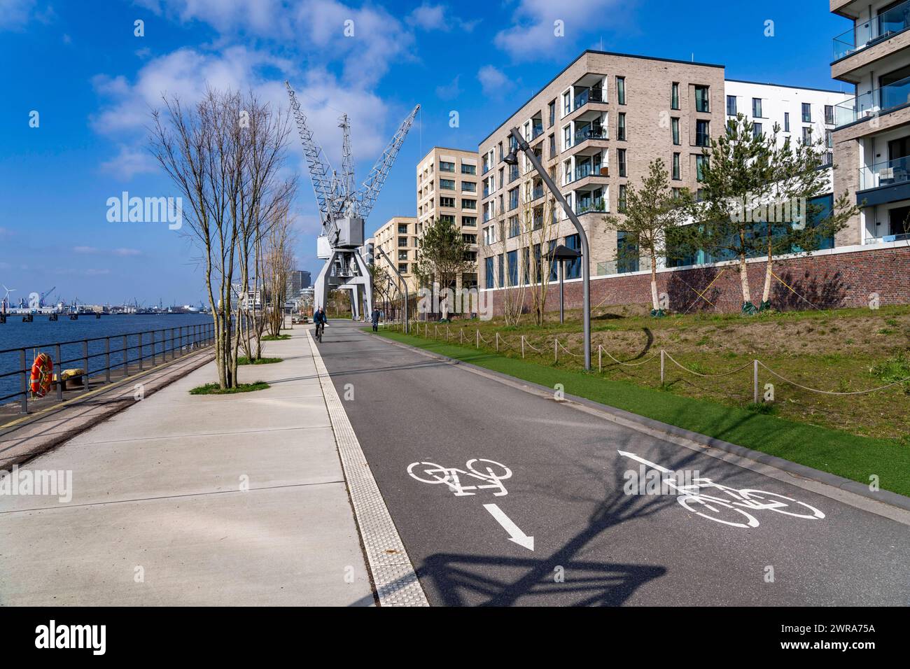 Neuer radweg hi-res stock photography and images - Alamy