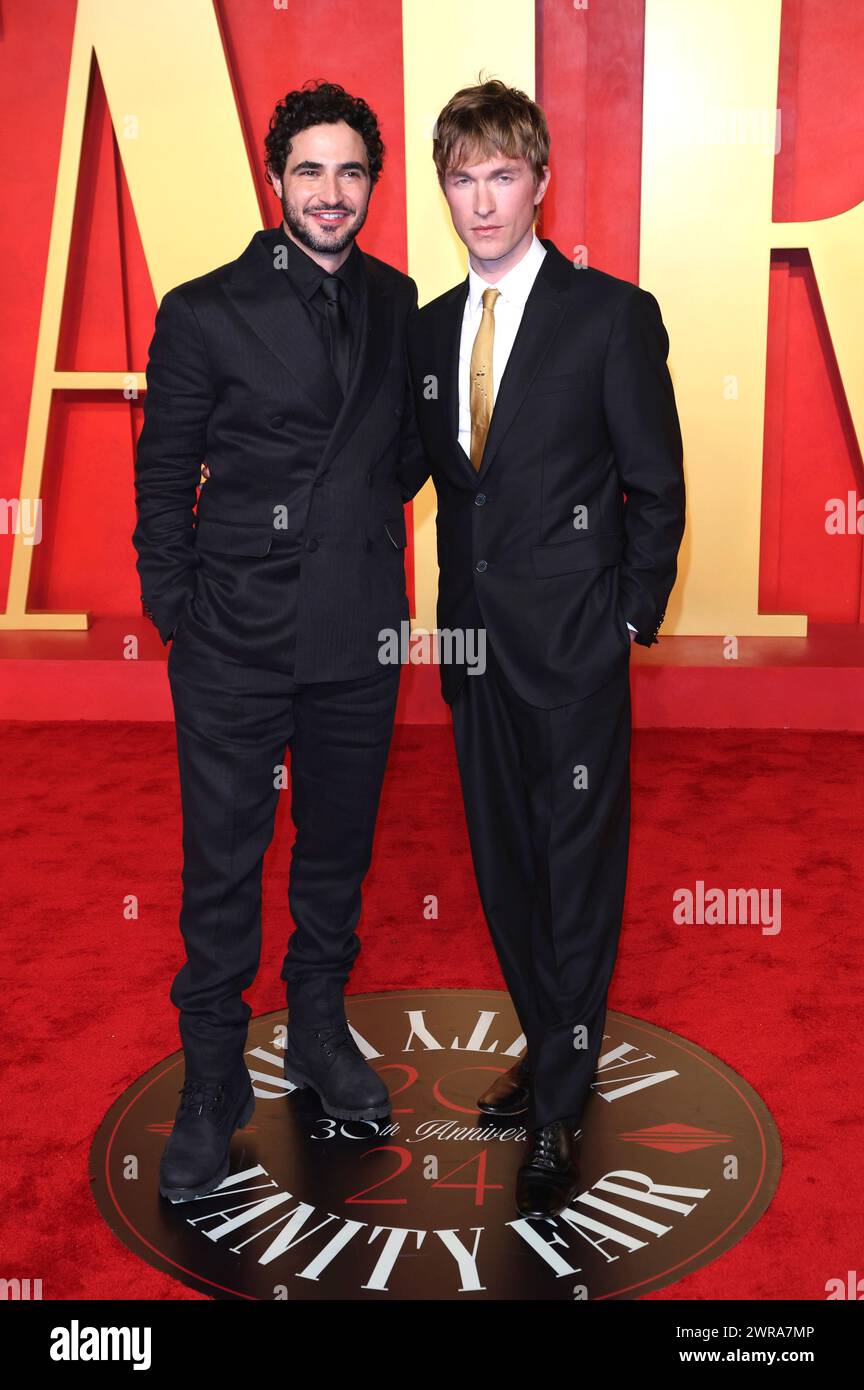 Zac Posen und Harrison Ball bei der Vanity Fair Oscar Party 2024 ...