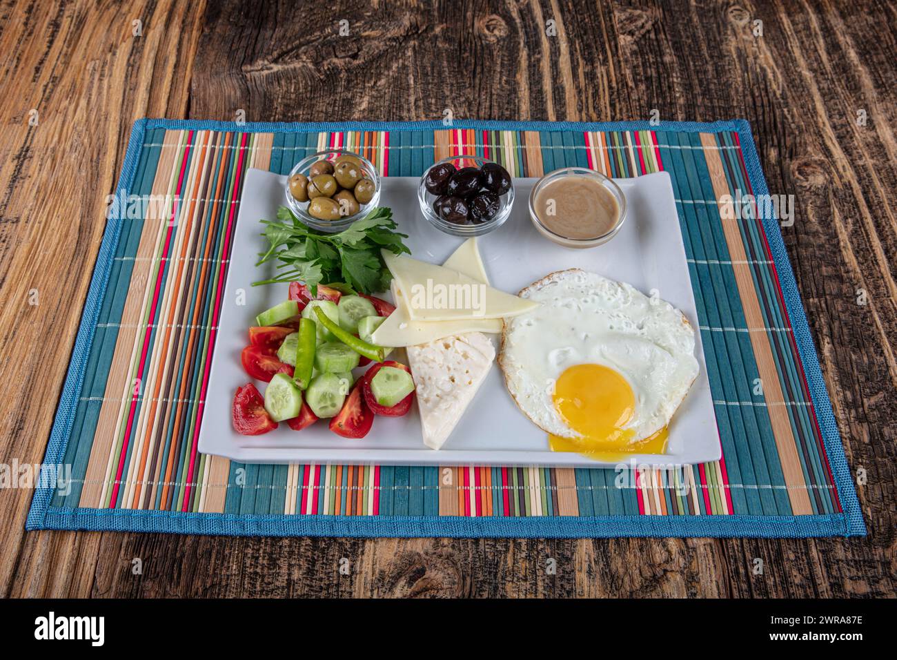 Serpme turk kahvaltisi hi-res stock photography and images - Alamy