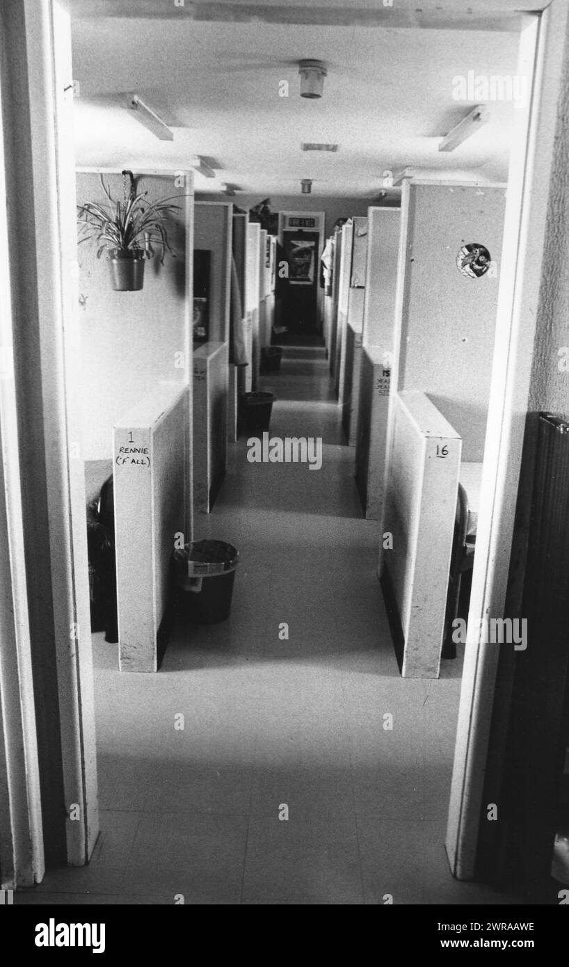 FORD OPEN PRISON, WEST SUSSEX 1987 PIC MIKE WALKER 1987 Stock Photo - Alamy