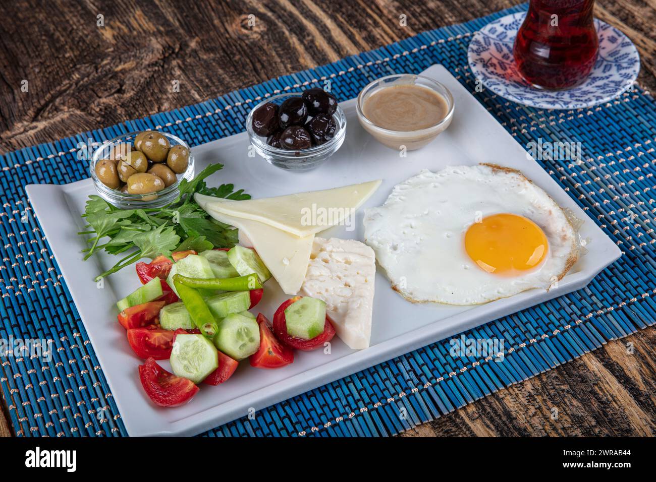 Serpme turk kahvaltisi hi-res stock photography and images - Alamy