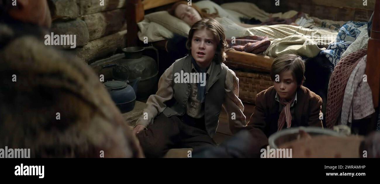 THE BALLAD OF DAVY CROCKETT, (aka SAVAGE LANDS), from left: Wyatt ...